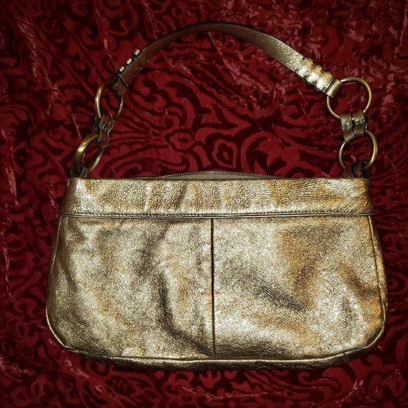 Ellen Tracy | Bags | Ellen Tracy Genuine Leather Gold Purse Evening Bag ...